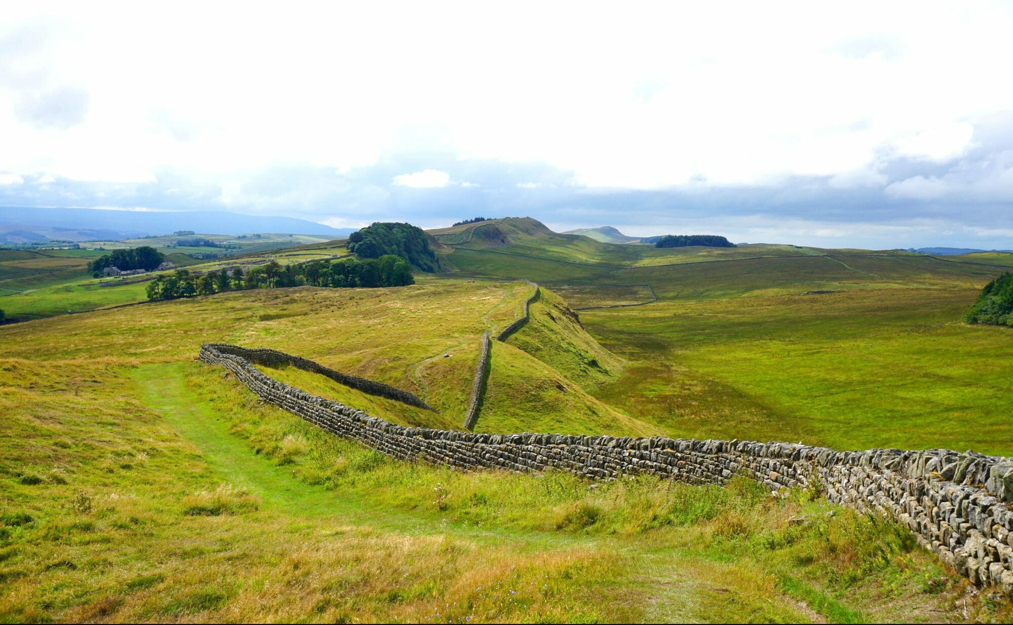 Hiking in England | Hadrian's Wall (East to West) Tours | Hadrians Wall ...
