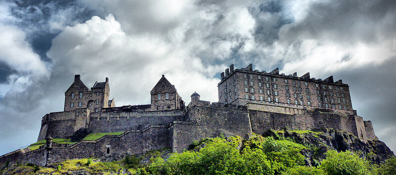 6 Most Famous Castles in Scotland - Hillwalk Tours Self-Guided Hiking Tours