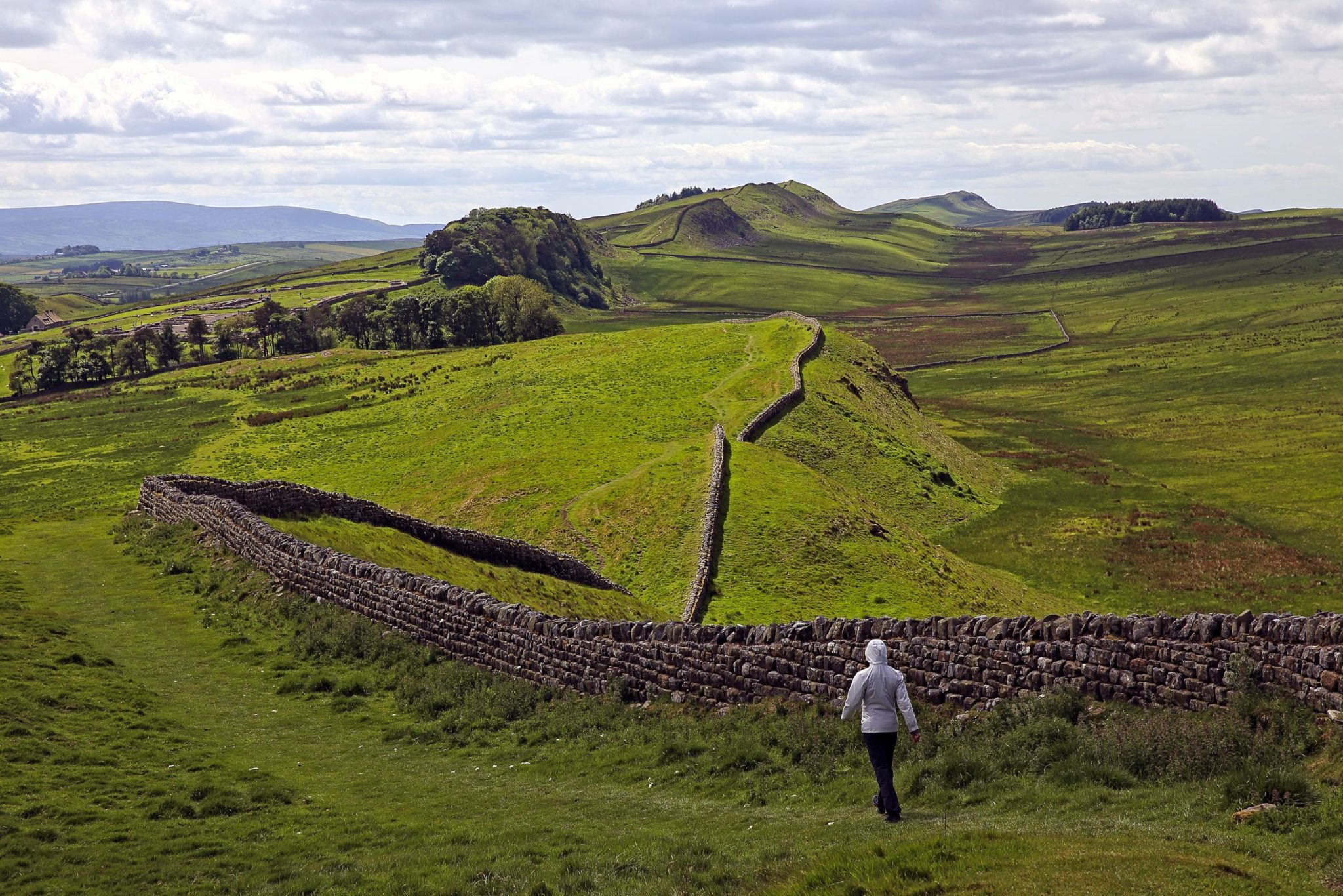 Ultimate Guide to Hiking Hadrian’s Wall Path - Hillwalk Tours Self ...